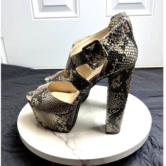 Jessica Simpson | Shoes | Jessica Simpson Derian Peep Toe Platform ...